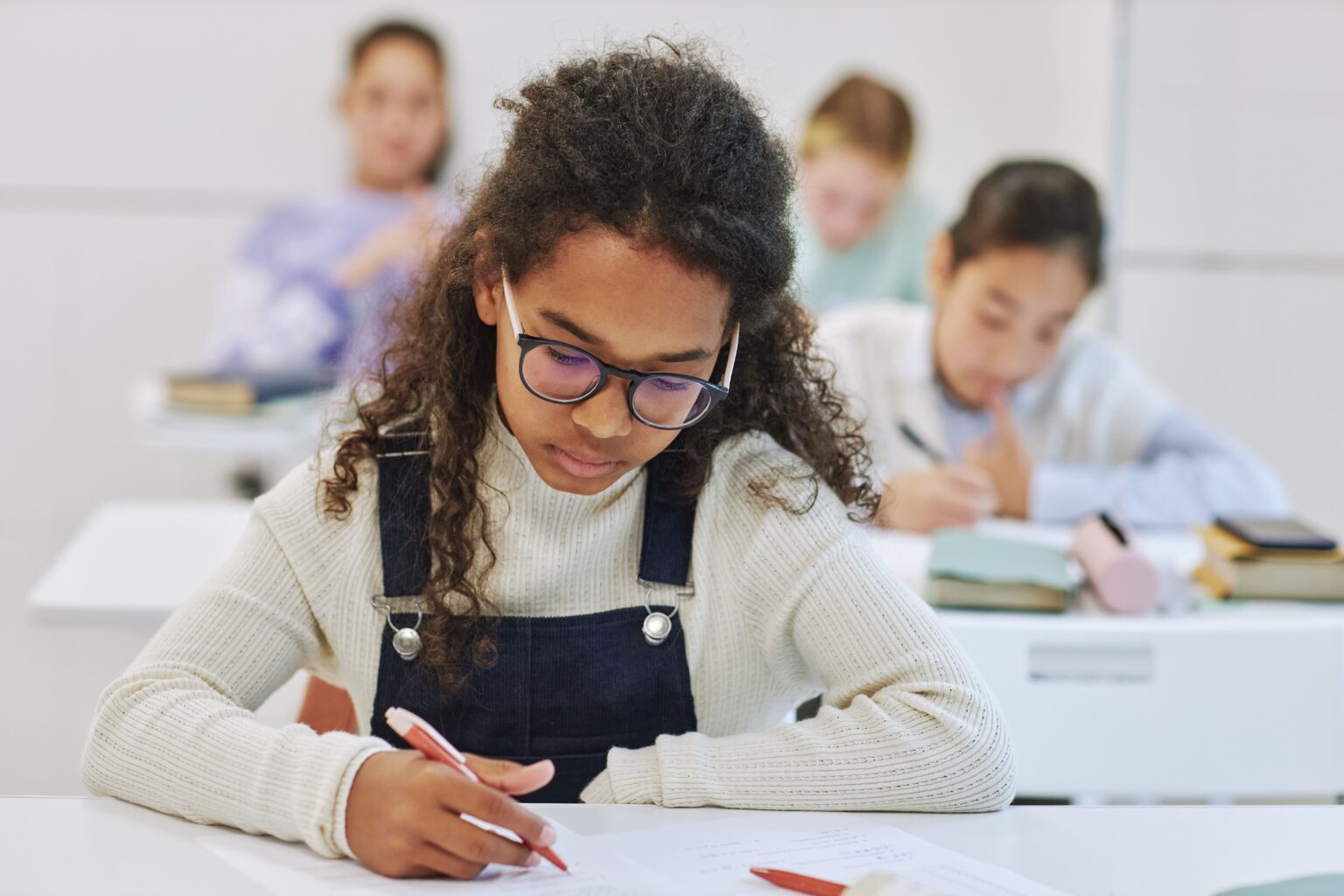 Beyond the Bubble Sheet: 6 Alternative Types of Assessments in ...