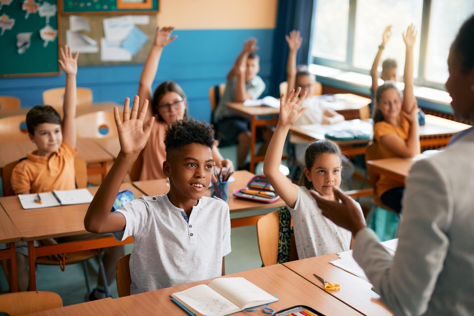 Hands Up! Engagement Strategies for ELL Students | Continental ...