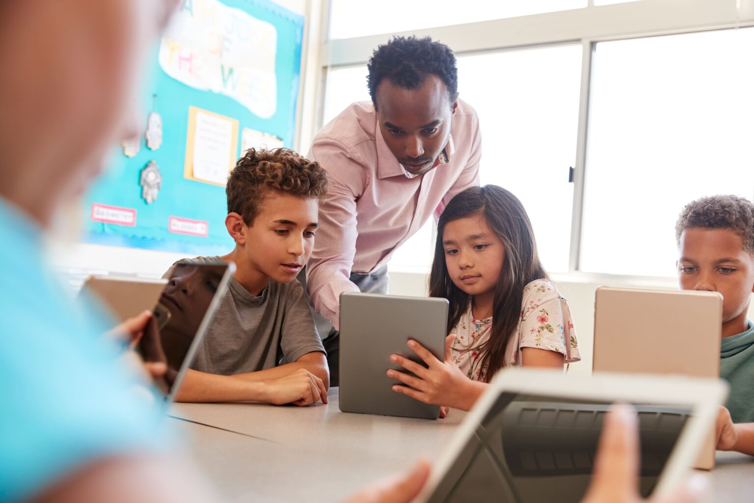 7 Fun and Effective ESL Speaking Activities for the Classroom ...