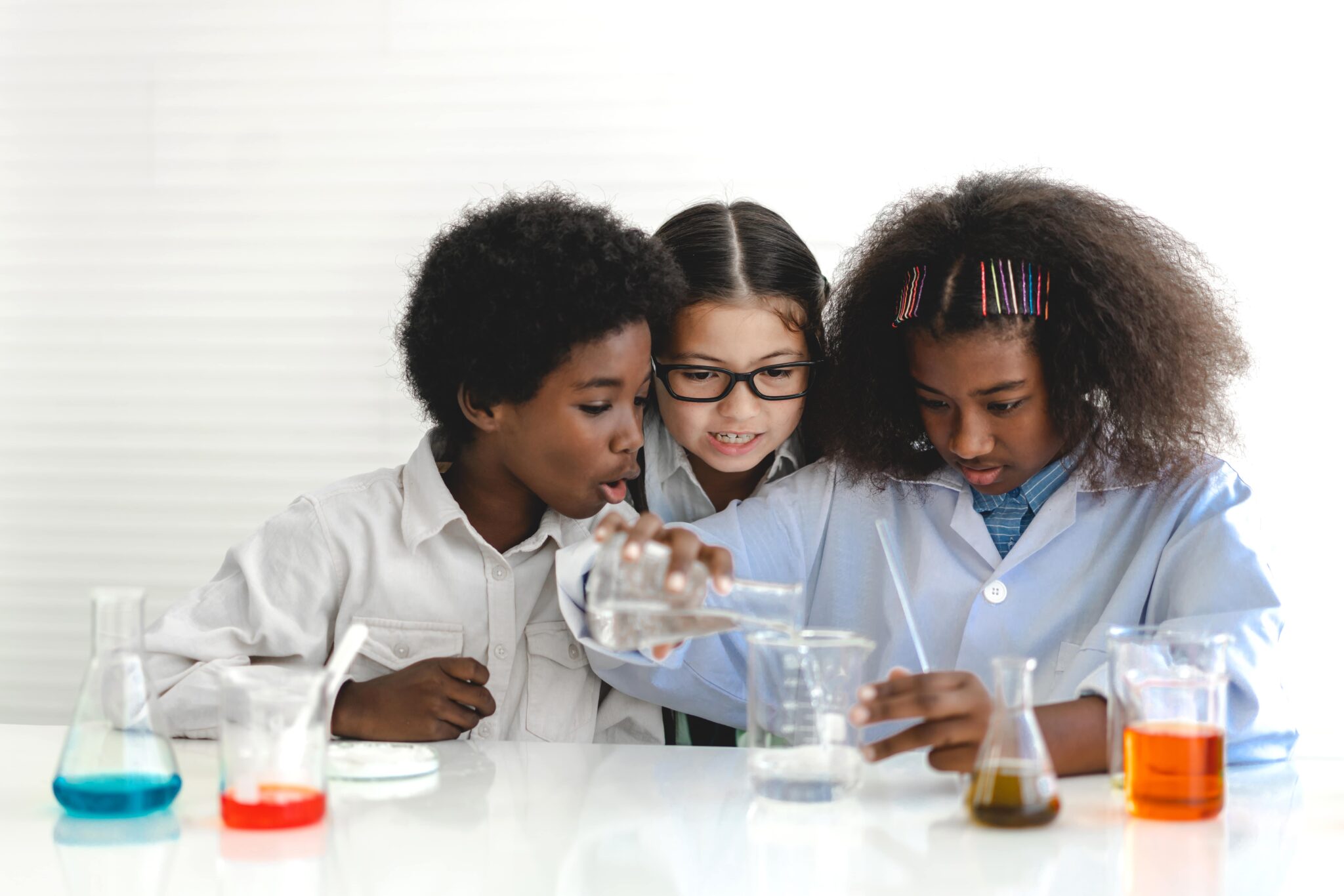 Cold Weather, Cool Science: 6 Winter Science Experiments to Try in Your ...
